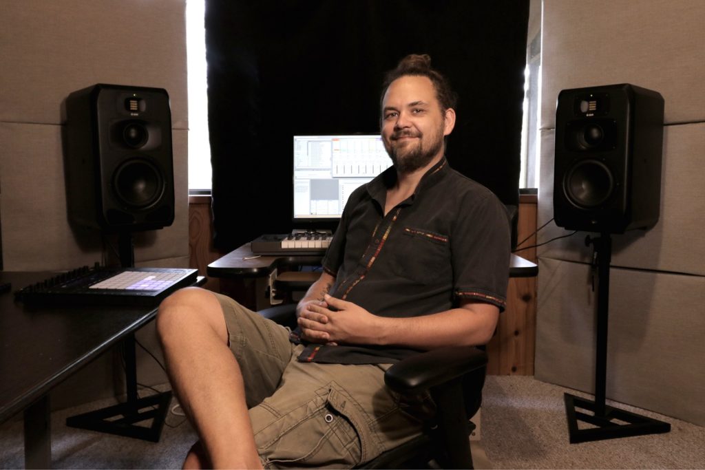 ADAM Audio - S3V Active Studio Monitor (Midfield)