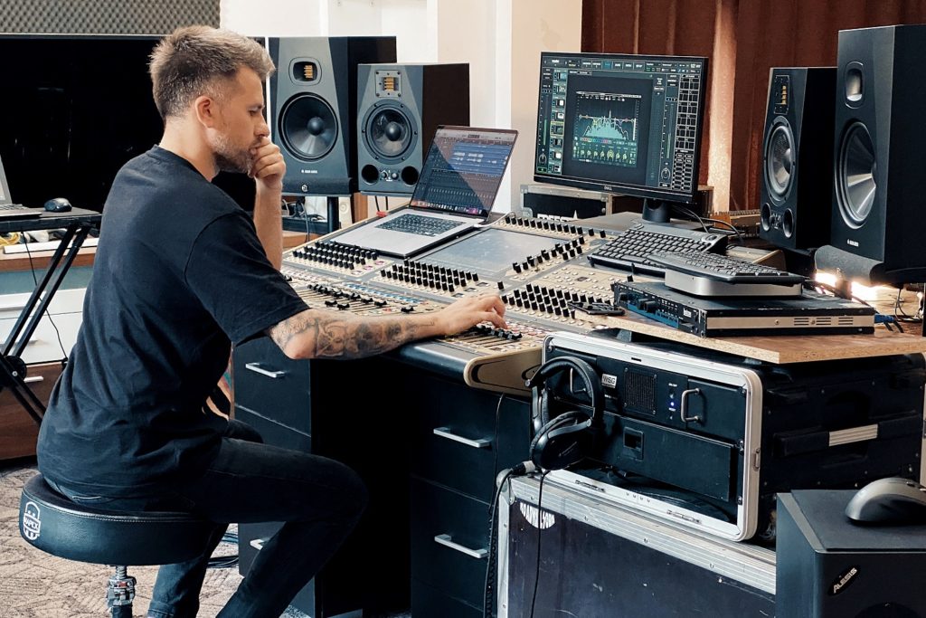 ADAM Audio - T8V Active Studio Monitor (Nearfield)