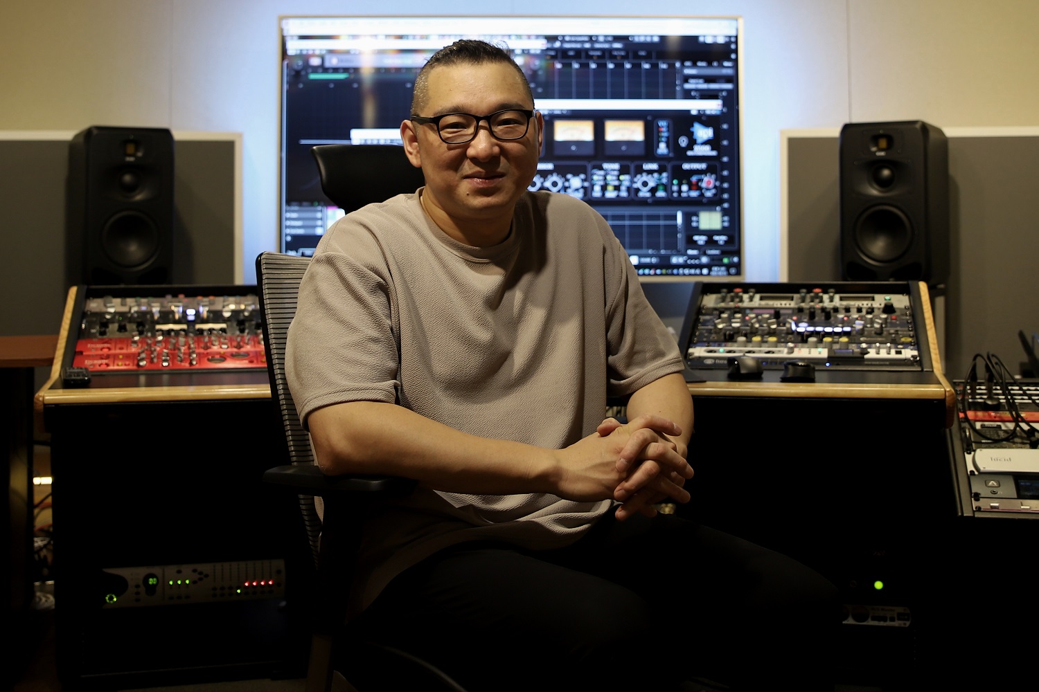 ADAM Audio - U-IL Soundworks' Moon-soo Park